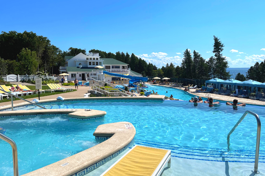 Winner Special Innovative | THE GRAND HOTEL POOL